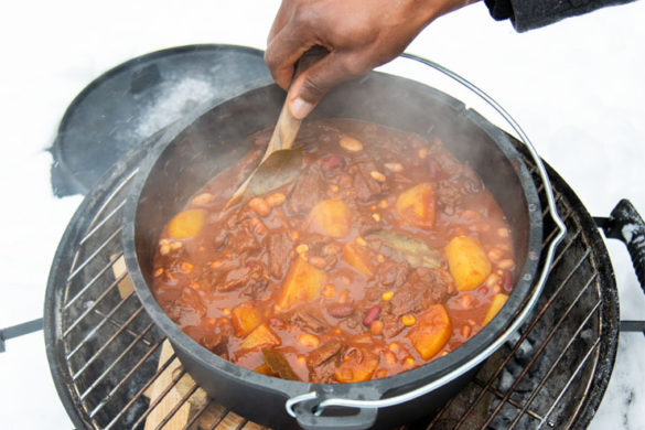 Masbango hasá - Krokant gebakken horsmakreel ⋆ Antilliaans-eten.nl